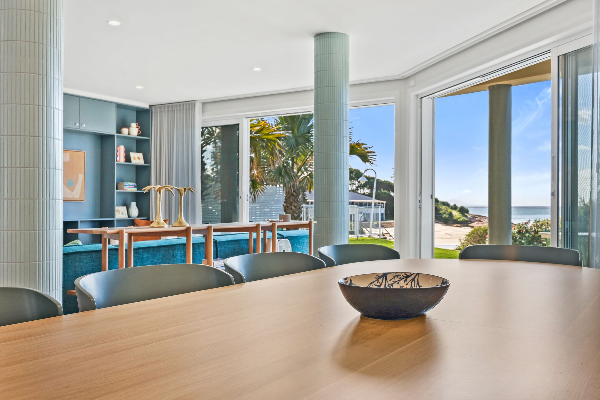 Beaches Unit 3 - Luxury Beachfront Unit – Ground Floor - South West ...